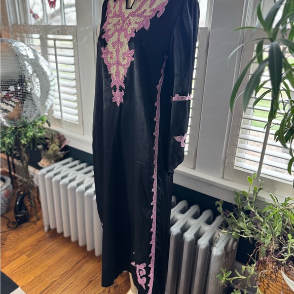 Saja | Dresses | Vintage Sajeda Kaftan Caftan Dress Black Satin Pink ...